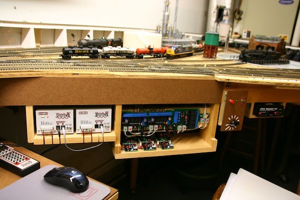 Model Train Wiring Selectors